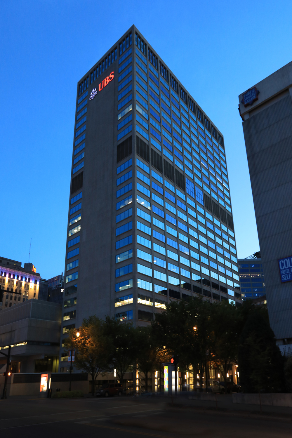 Gallery :: UBS Tower